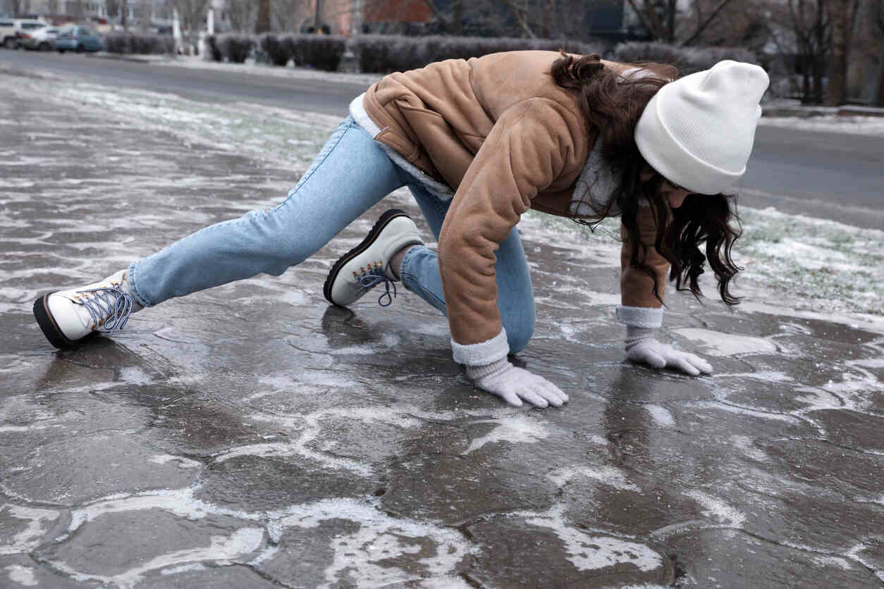 Winter Slip and Falls in Salt Lake City Snow Removal Liability